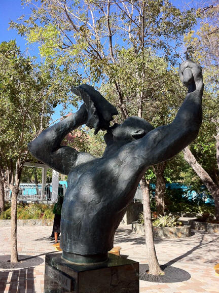 Conch Horns, Triton Horns, Wedding Horns, Sailing Race Trophies ...